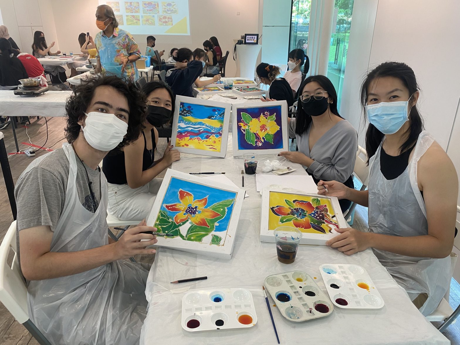 Holiday Batik Painting Workshop for Families and Friends at VAC