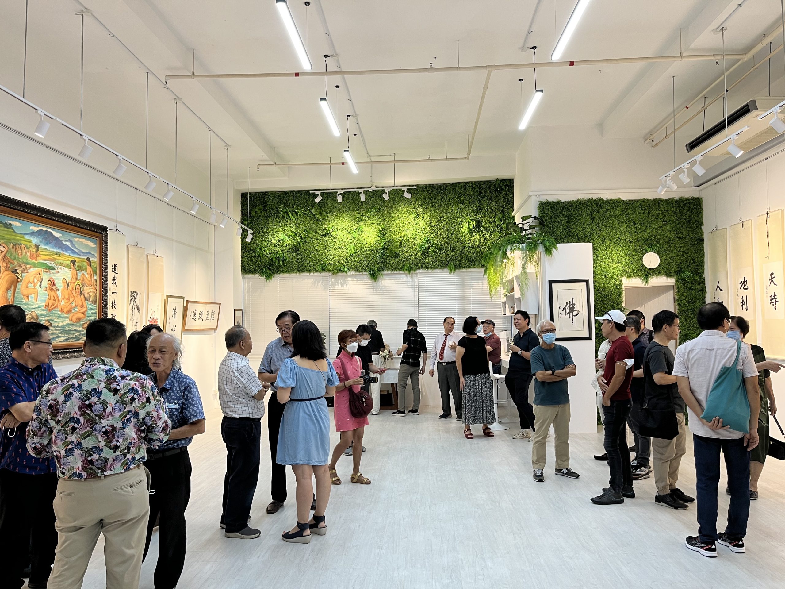 Visual Arts Centre MacPherson Office is Open